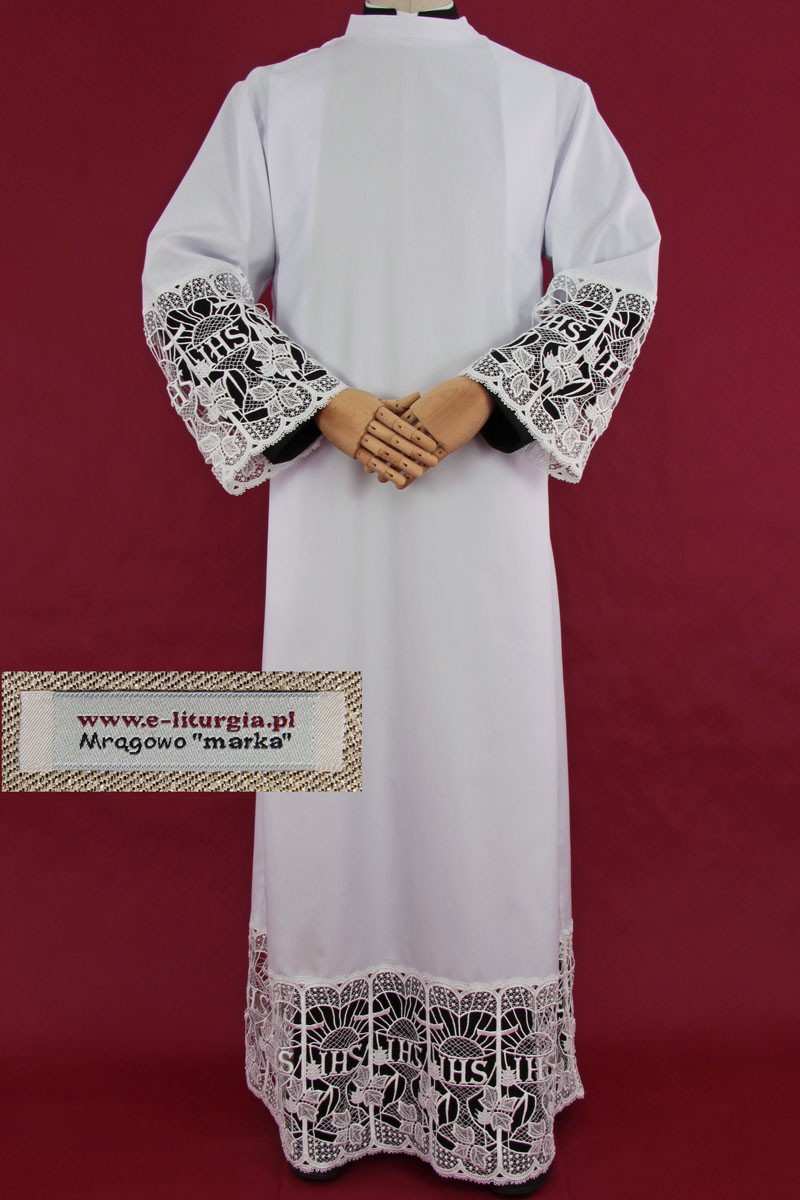 Alb AG1g-2 - Albs with 30cm Guipure Lace | Liturgical-Clothing.com